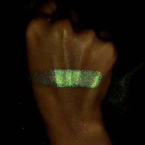 Buy Lethal Cosmetics Magnetic Pure Metals Emerald online | Boozyshop!